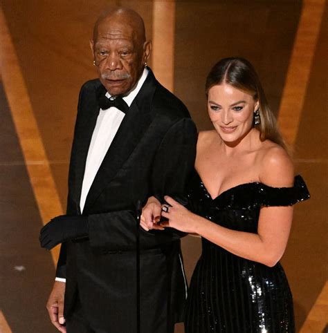 I Cant Move It The Real Reason Morgan Freeman Wore Only One Glove