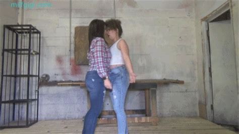 Nose To Nose Clips4sale