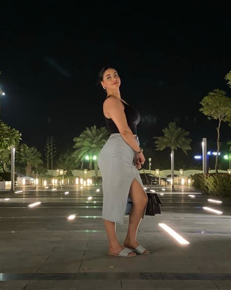 Mari Tunisian Escort In Al Manama