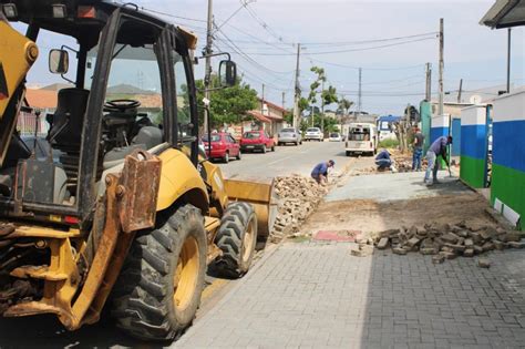 Prefeitura De Fazenda Rio Grande Inaugura Praça No Jardim Veneza E