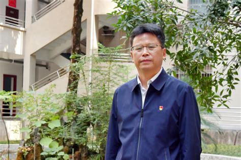 二十大时光党的二十大报告在铜仁市各级纪检监察干部中引发热议 党风廉政要闻 铜仁市纪委监委网站