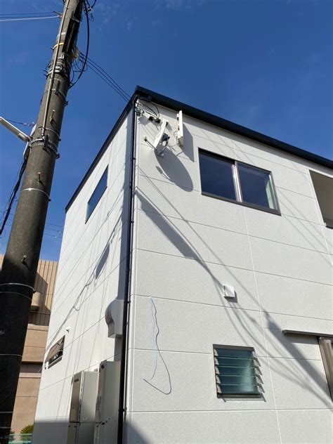 引っ越し先にデザインアンテナBSアンテナの新規設置工事大阪府和泉市 テレビ地デジアンテナの格安設置工事ならさくらアンテナ大阪