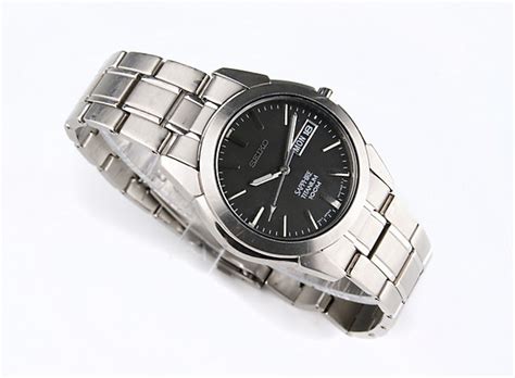 SEIKO TITAN MENS KLOCKA Klockor Ur Armbandsur Auctionet