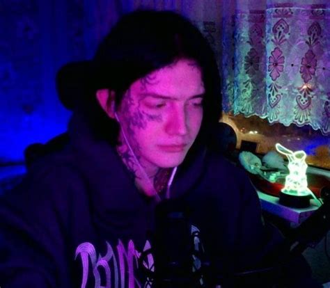 нэнси холод