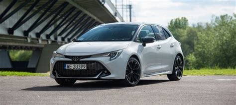 TOYOTA KOBOS Tarnów Autoryzowany salon i serwis Toyota Kobos Tarnów