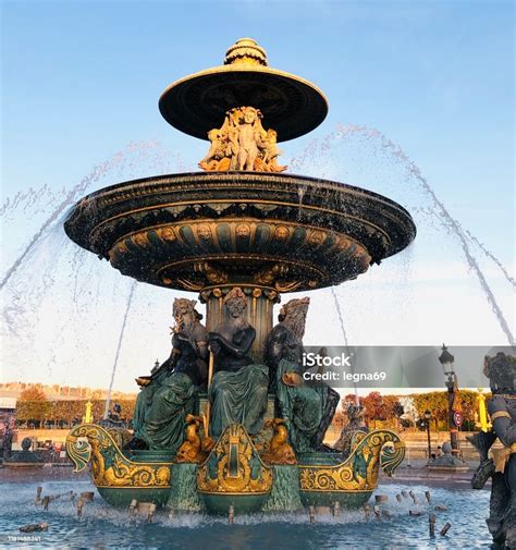 콩코르드 드 플라스에 있는 바다의 분수 파리 프랑스 3위에 대한 스톡 사진 및 기타 이미지 3위 검은색 경관 Istock