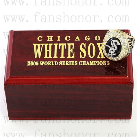 Chicago White Sox Mlb World Series Championship Ring In Wooden Box