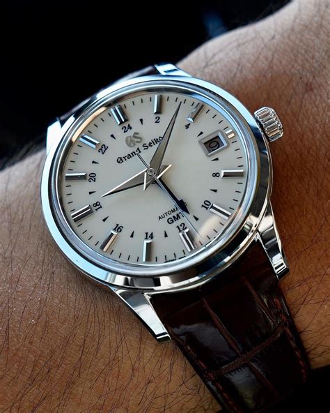 Grand Seiko GMT SBGM221 Vintage Watches For Men Fancy Watches