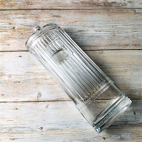 Custom Design 1 Liter 950ml Ribbed Fancy Glass Liquor Bottle Wholesale