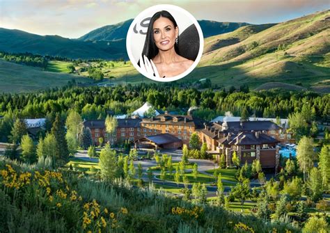 A Guide Of Demi Moore To Sun Valley Idaho