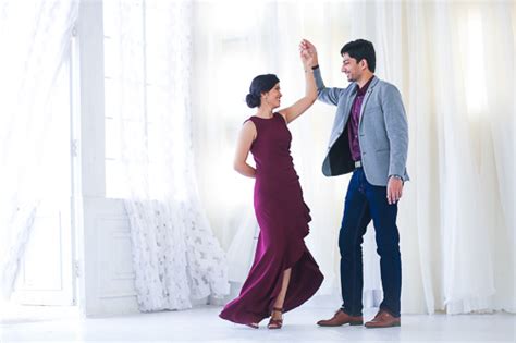 What To Wear To Your Pre Wedding Photoshoot In Indore