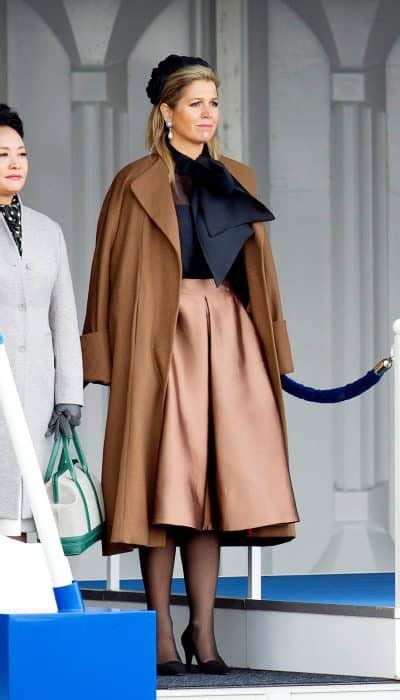 Glanzende zijde en grote strikken Modekoningin Máxima