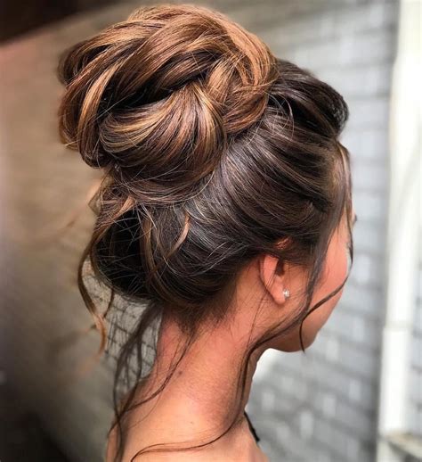 15 Top Knot Hair Nadyazackery