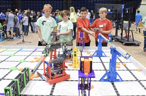 Vex Program Expands In Manatee Elementary Middle Schools Your Observer