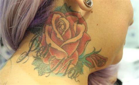 Tatuajes diseños perforaciones y fotos de tatuajes Tatuajes de rosas