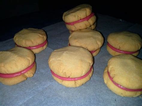 Melting Moments With Raspberry Icing