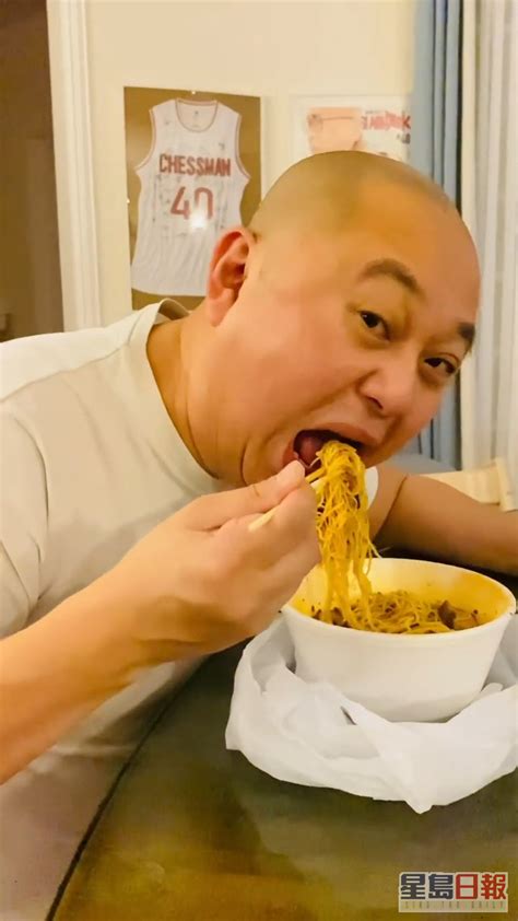 Bob林盛斌叹内脏车仔面迎圣诞 4年前曾通波仔遭网民叮嘱食少啲 星岛日报