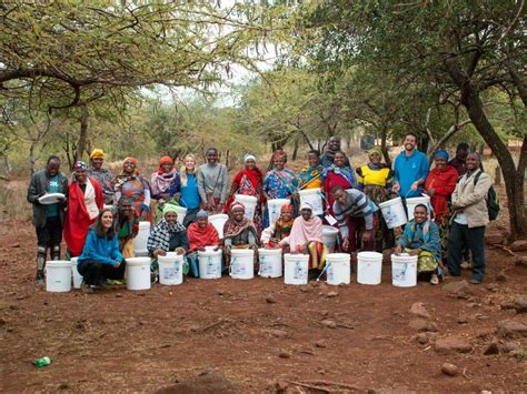 Maji Safi Na Salama Agua Limpia Y Segura The Social Water