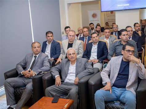 الشعب الجمهوري ينظم دورة النظم السياسية والتنظيم الحزبي مبتدا