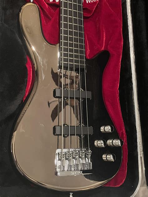 Traded Warwick Custom Shop Robert Trujillo Signature Chrome