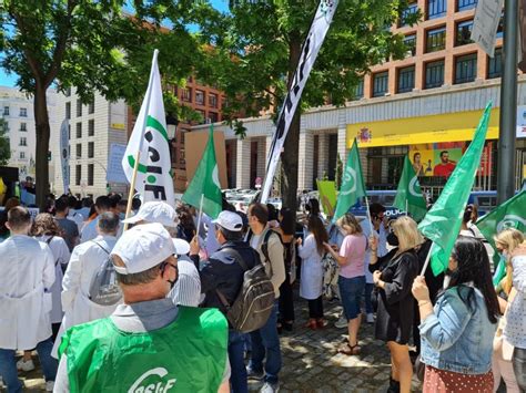 CSIF CSIF participa en la manifestación en defensa de los residentes de formación sanitaria