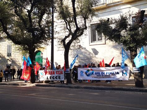 Cgil E Uil A Lecce Contro Le Morti Sul Lavoro Lecce Tomorrow