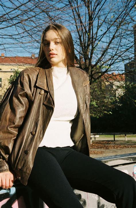 Lilly J Indastria Model Milano