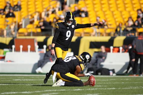Pittsburgh Steelers Injury Report Two Stars Miss Practice Key Starter