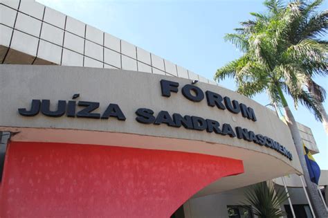 Criminosos furtam cabos e deixam fórum de Porto Velho sem comunicação
