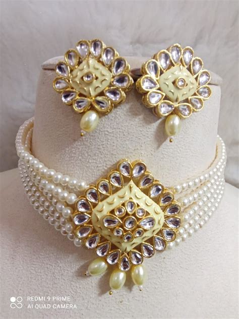Brass Multicolor Meenakari Choker Necklace Set Box At Rs 450piece In