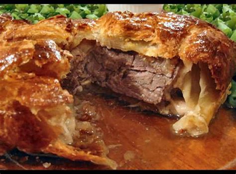 Filet De Boeuf En Croute Filet Mignon In Puff Pastry Recipe Just A Pinch