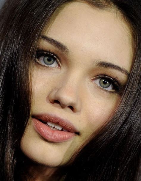 India Eisley Bio Height Weight Age Measurements Celebrity Facts