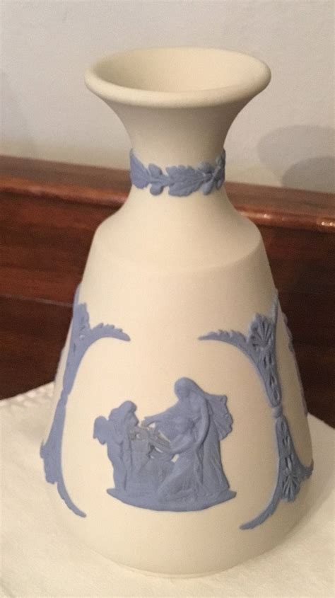 Wedgwood Amphora Vase Jasperware Reverse Blue On Off White With Greek