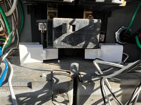vue gen3 200a ct connectors don t fit correctly r emporiaenergy