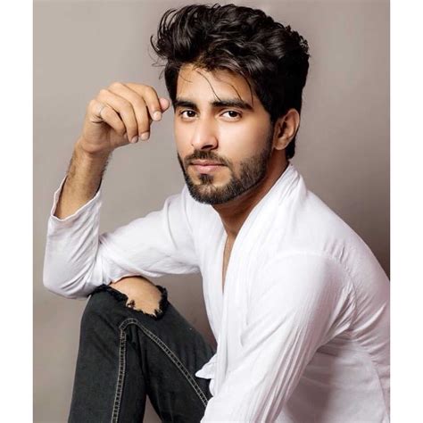 vishu chaudhary content creator influencer biography birthday career