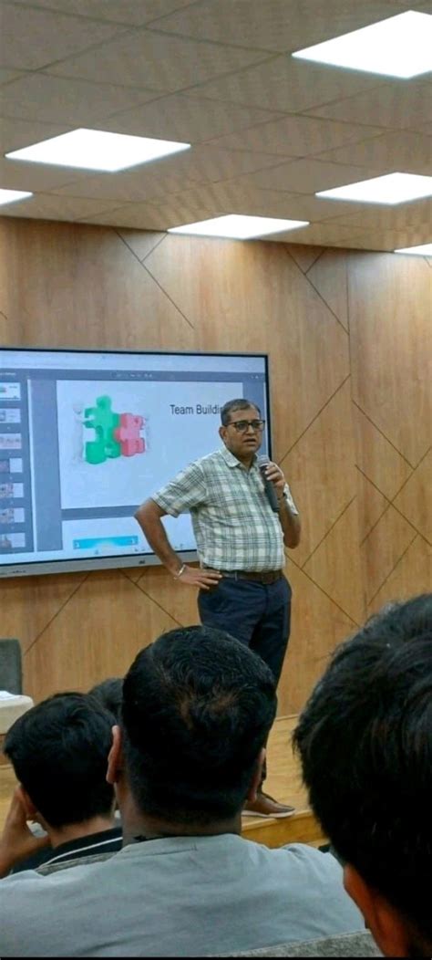 Aaditya Vijay On Linkedin Teambuildingsuccess Teamworkmakes Teamspirit Buildingstrongerteams