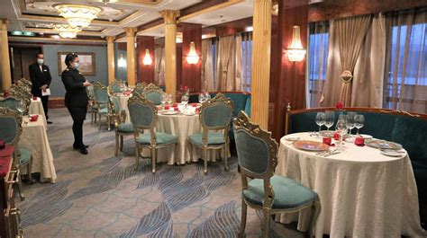 高雄暢遊雙母港 高雄及香港名勝世界壹號 Resorts World Cruises 設施篇 軍武安妮 Military Anny