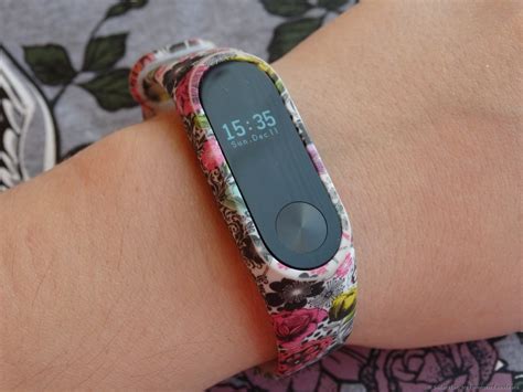 Xiaomi Mi Band 2 With Xiaomi Mi Band 2 You Definitely Wont Forget Anything Beautiful