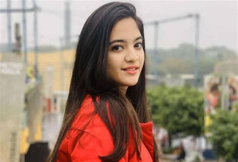 Siya Kakkar Net Worth Age Height Weight Early Life Career Bio