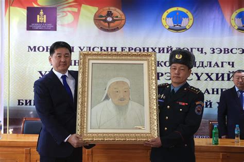 Монгол Улсын Ерөнхийлөгч У Хүрэлсүх Зэвсэгт хүчний 340 дүгээр ангид