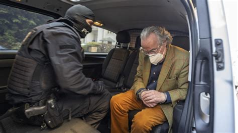 personas exmilitares y políticos fueron arrestadas en Alemania por planear un golpe de Estado