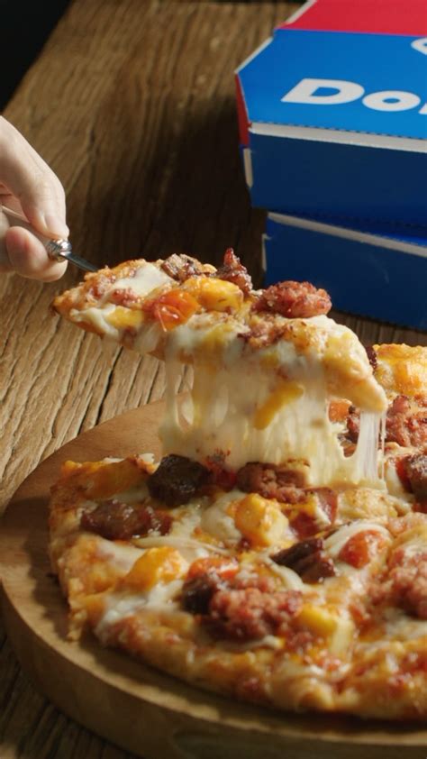 도미노피자 공식 인스타그램 이벤트 New Pizza 아직 못 드신 분 신제품 🍕k Rib And 치즈 피자🍕 진짜 맛있다고
