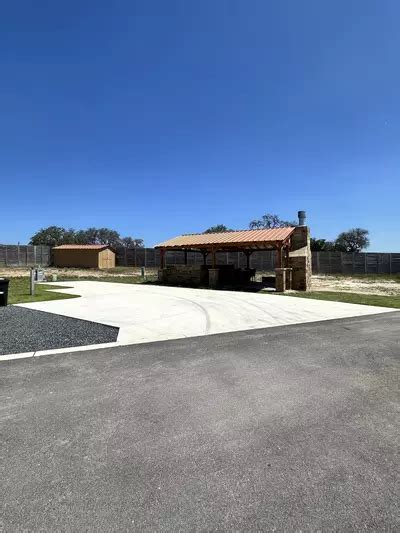Fredericksburg Rentals Firefly Resort