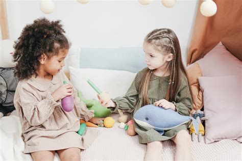 Moluscos Contagiosos En Niños Qué Son Causas Y Cómo Eliminarlos