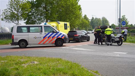 Ongeval Kruising Hoendiep Aduarderdiepsterweg 1 Gewonde
