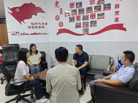 花地街：下沉社区指导网格员日常工作（组图）广州市荔湾区人民政府门户网站