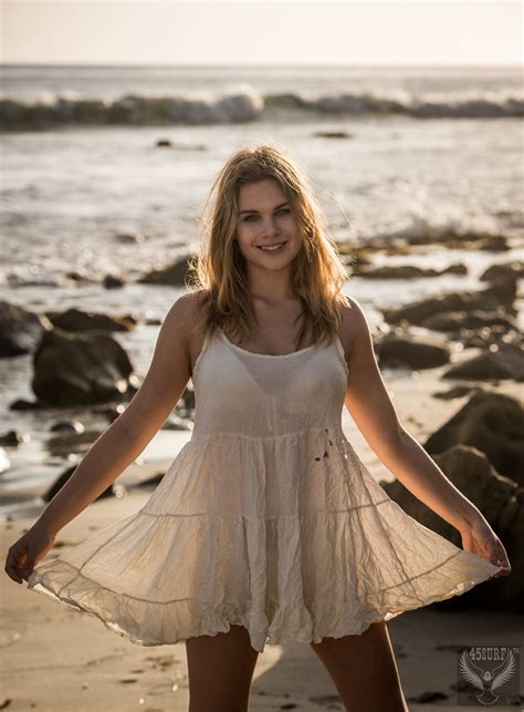 Pretty Venus Stoic Surf Girl Goddess Beautiful 45surf Blo Flickr