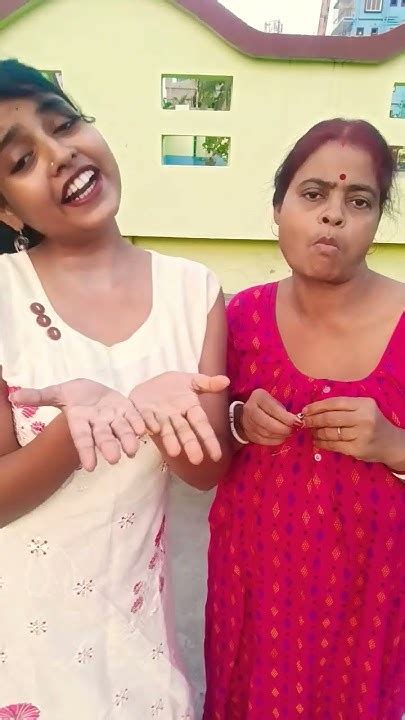 এ দিদি আমার চকলেট টা একটু ধরতো Shortsiampriyanka Youtube