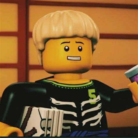 🍀lloyd Garmadon🍀