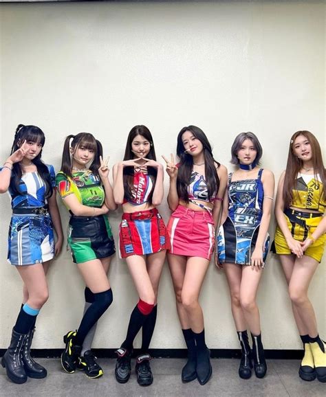 blip 아이브 1주년 기념 사진나눔